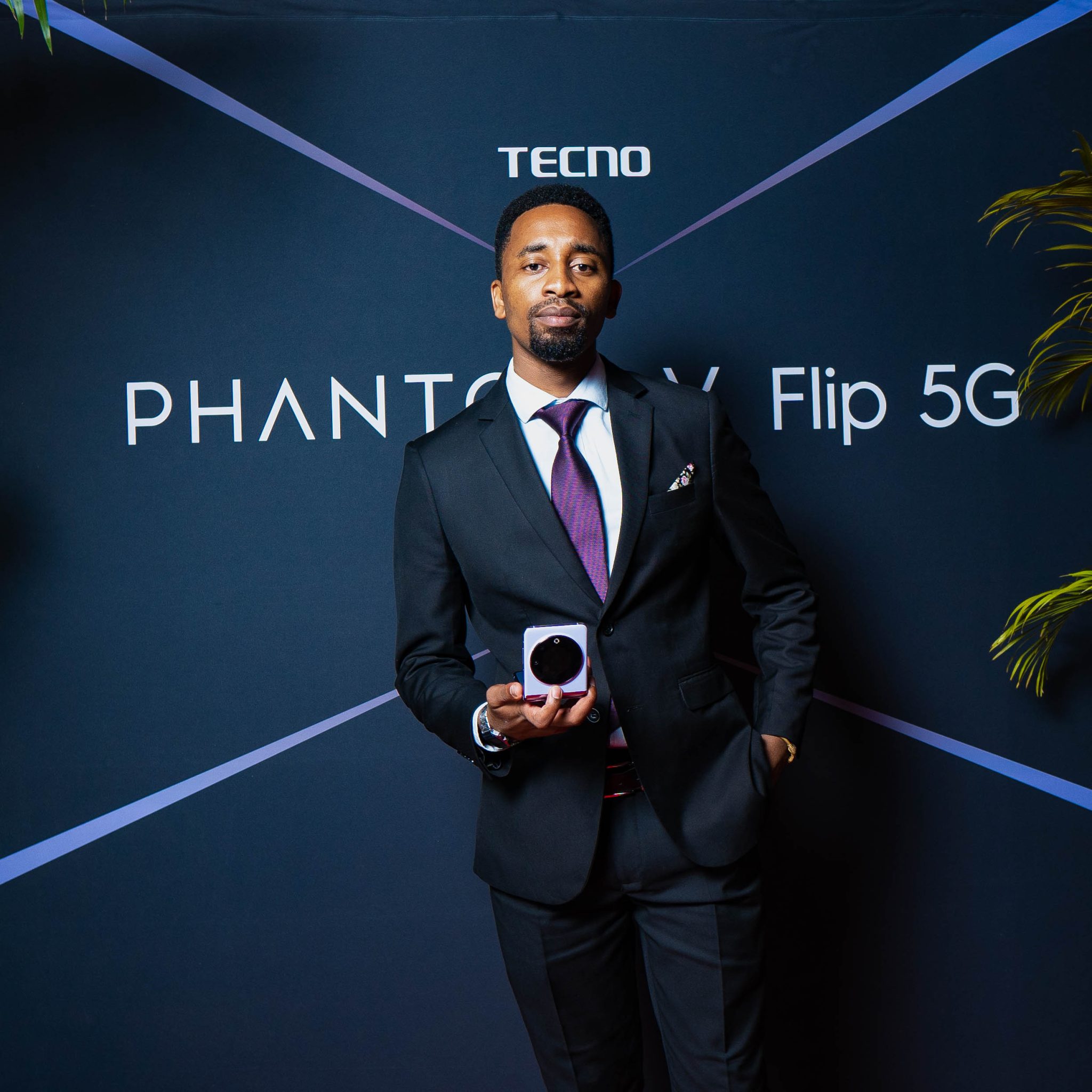 Tecno has unveiled The Phantom V Flip 5G in Kenya - KachTech Media